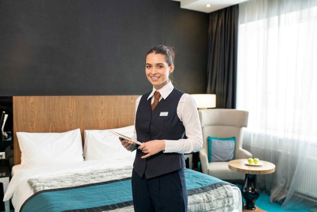 How to become a Hotel Manager - Job My